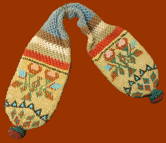 Textiles - Antique Beaded & Knitted Miser's Purse. Circa 1st half of ...